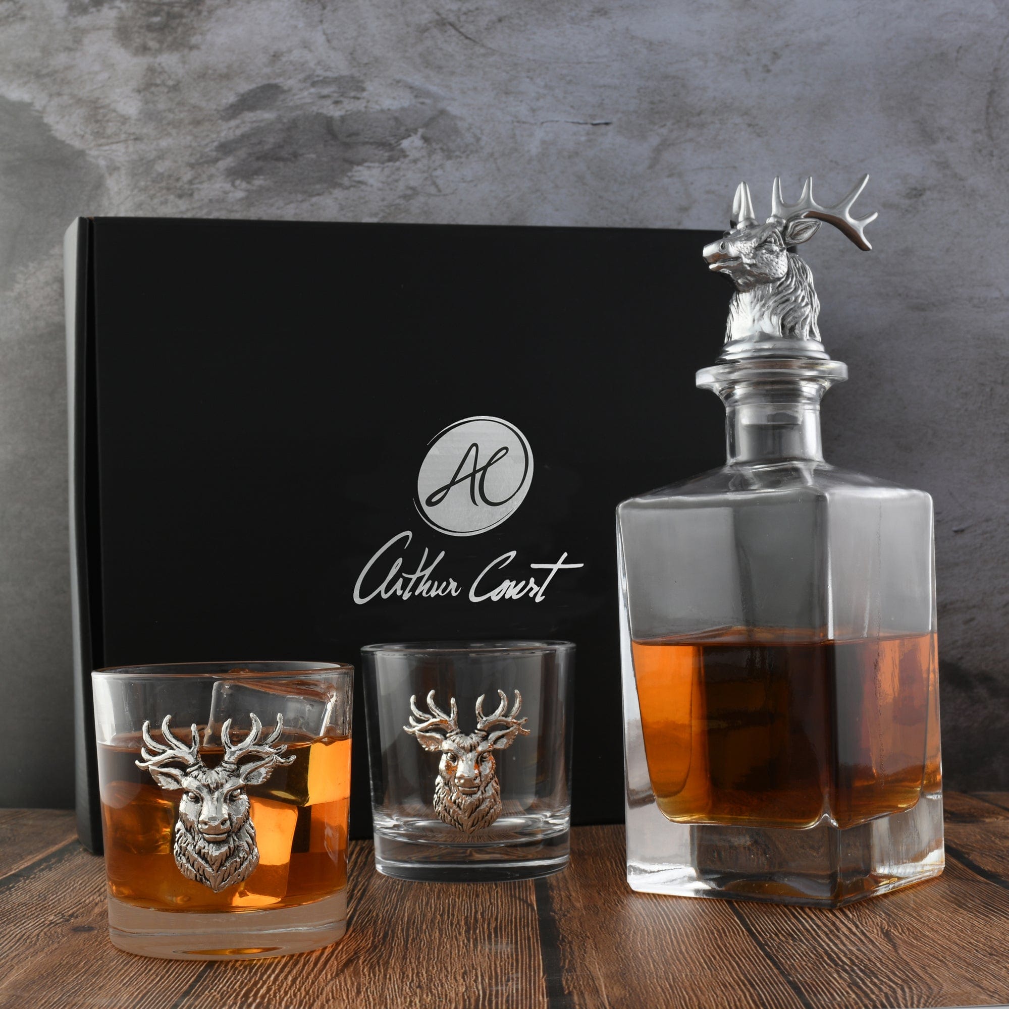 Best Crystal Decanters for Liquor, Wine & More - Timothy De Clue Collection
