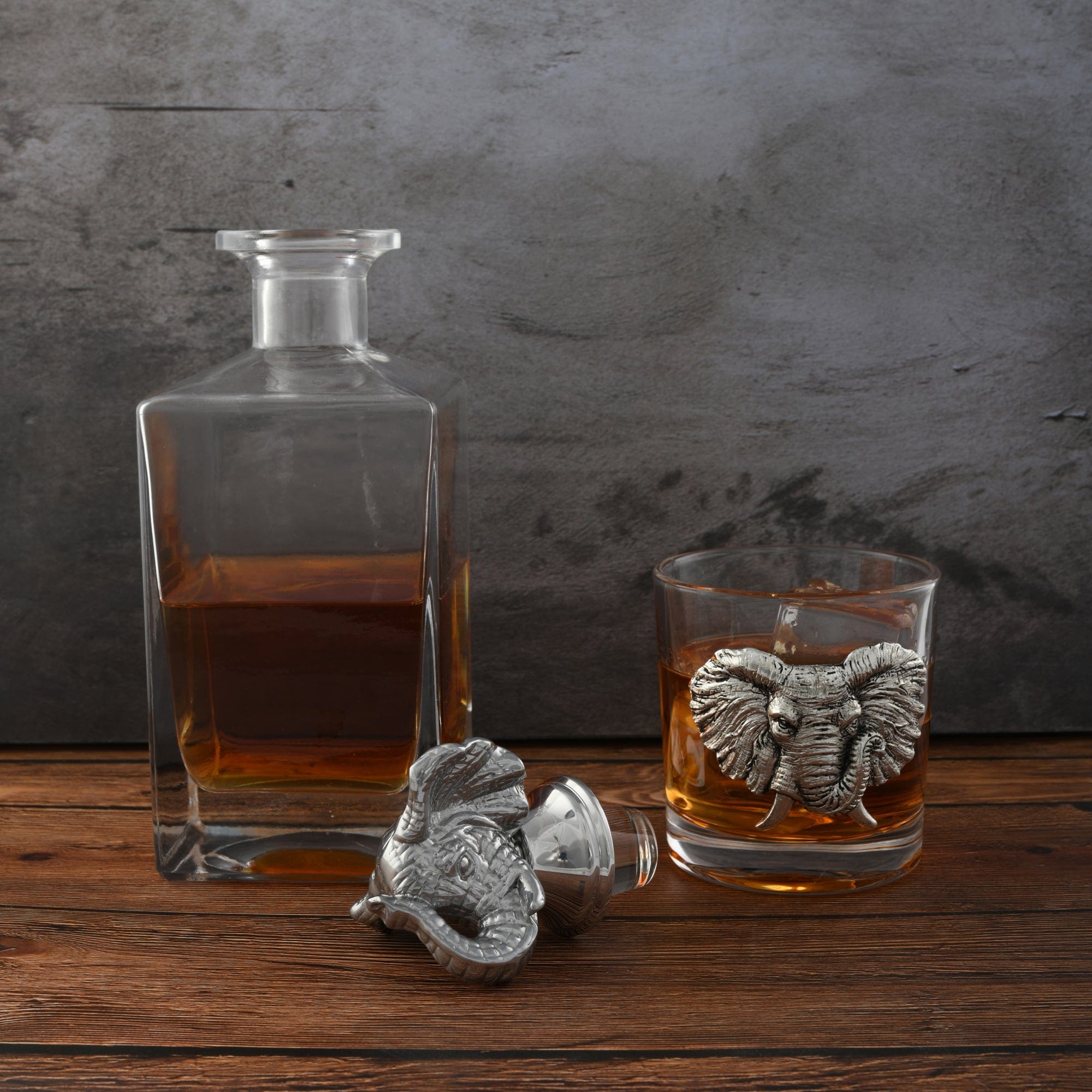 Best Crystal Decanters for Liquor, Wine & More - Timothy De Clue Collection